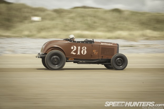 VHRA VINTAGE HOT ROD RACE AT PENDINE SANDS WINS PRESTIGIOUS AWARD ...