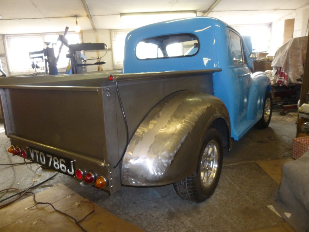 MORRIS MINOR STEPSIDE BUILD | The Gibbs Brand Blog